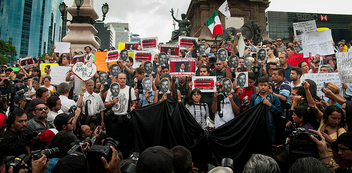 Mexican Journalist Tells of Industry with a Knife to Its Throat